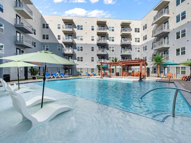2 BR, 2 BA Apartment 2422 South Carrier Parkway Unit 119, Grand Prairie, TX 75051