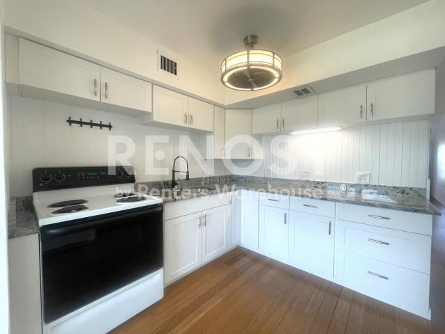 2 BR, 2 BA Apartment 2433 Brazilia Dr, Clearwater, FL 33763
