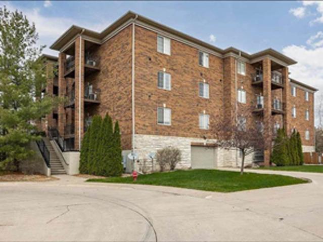 2 BR, 2 BA Apartment 2444 Cascade Lane, Iowa City, IA 52246