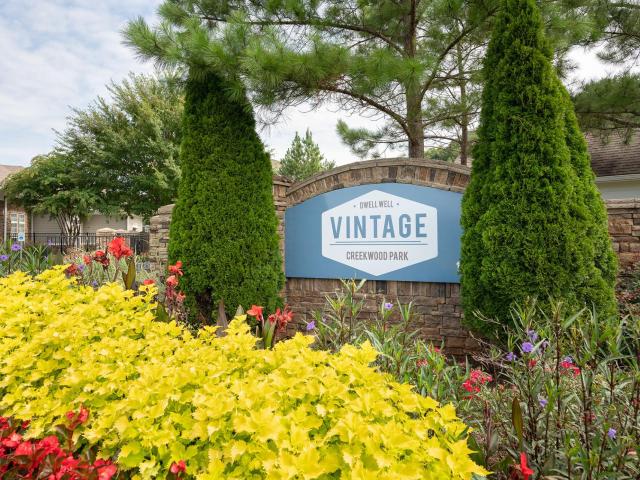 2 BR, 2 BA Apartment 245 Creekwood Cove Lane Unit 5 7A, Lenoir City, TN 37772
