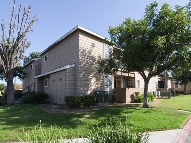 2 BR, 2 BA Apartment 2460 Bear Valley Pkwy Unit 058, Escondido, CA 92027