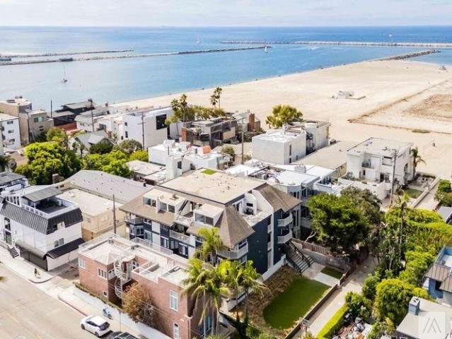 2 BR, 2 BA Apartment 24 Westwind Street, Unit A, Marina Del Rey, CA 90292
