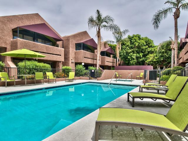 2 BR, 2 BA Apartment 2500 East Palm Canyon Drive Unit 036, Palm Springs, CA 92264