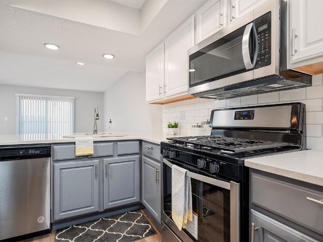 2 BR, 2 BA Apartment 2500 Hard Road Unit 2440GC, Dublin, OH 43016