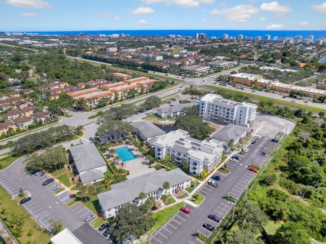 2 BR, 2 BA Apartment 250 West Hidden Valley Boulevard, Boca Raton, FL 33487