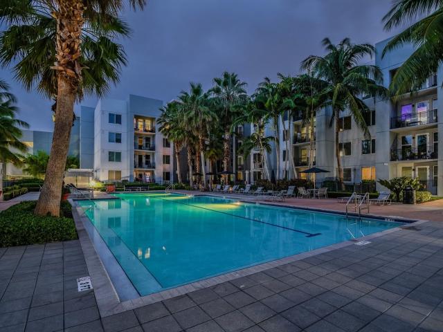2 BR, 2 BA Apartment 250 Congress Park Drive Unit 319, Delray Beach, FL 33445