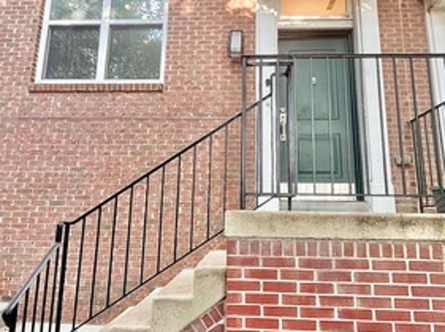 2 BR, 2 BA Apartment 2518 Sayles Place Southeast, Washington, DC 20020