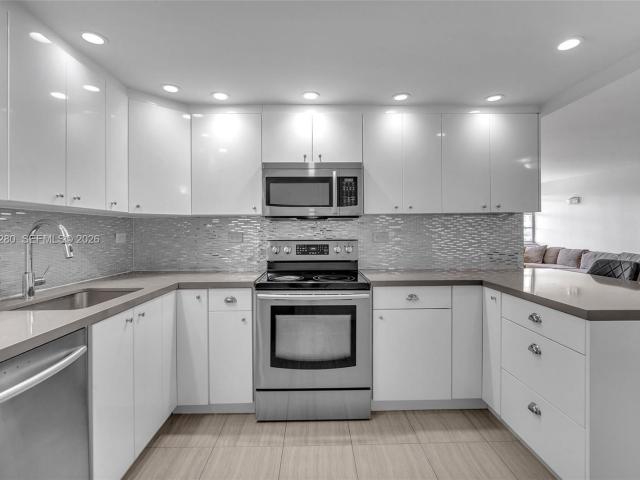 2 BR, 2 BA Apartment 251 174th Street, Sunny Isles Beach, FL 33160