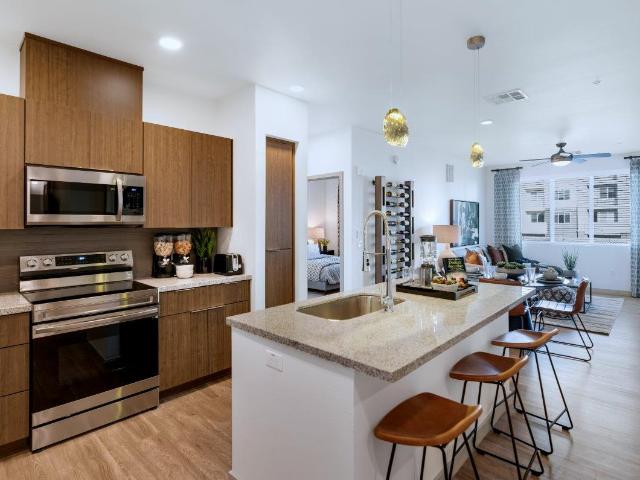 2 BR, 2 BA Apartment 25300 N 22nd Lane Unit 3319, Phoenix, AZ 85085