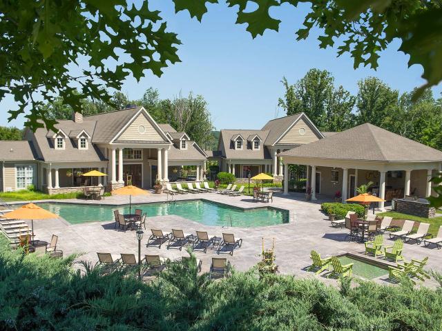 2 BR, 2 BA Apartment 2531 Oleander Way Unit 0404, Knoxville, TN 37931