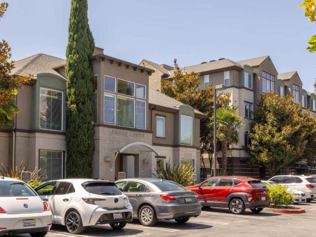 2 BR, 2 BA Apartment 2552 Kelvin Avenue Unit 101, Irvine, CA 92614