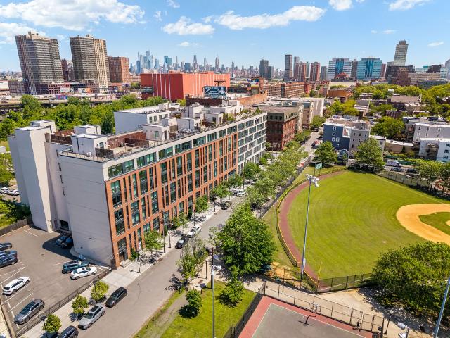 2 BR, 2 BA Apartment 255 Brunswick St Unit 411, Jersey City, NJ 07302