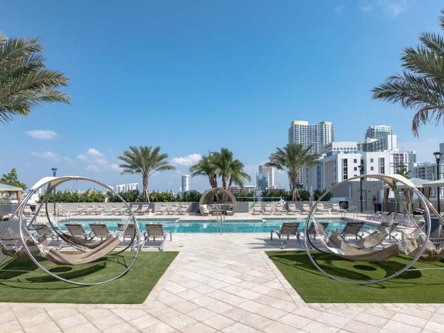 2 BR, 2 BA Apartment 255 SW 11th St Unit 0219, Miami, FL 33130