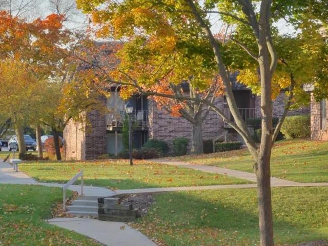 2 BR, 2 BA Apartment 2562 North 124th Street Unit 333, Milwaukee, WI 53226