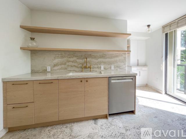 2 BR, 2 BA Apartment 2575 South Bayshore Drive, Unit 4A, Miami, FL 33133