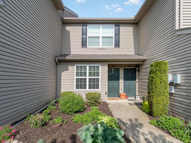 2 BR, 2 BA Apartment 258 Thrush Dr, Hummelstown, PA 17036