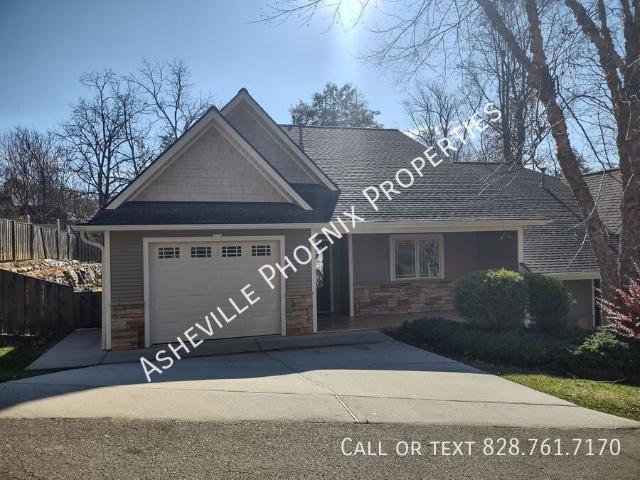 2 BR, 2 BA Apartment 25 Bee Tree Village Parkway, Swannanoa, NC 28778