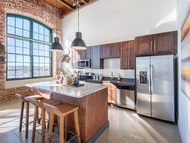 2 BR, 2 BA Apartment 25 Draper St Unit 405, Greenville, SC 29611