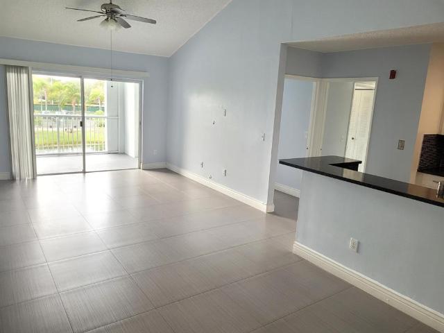 2 BR, 2 BA Apartment 2600 South University Drive, Davie, FL 33328
