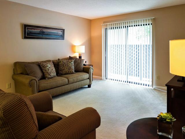 2 BR, 2 BA Apartment 2601 N John B Dennis Highway Unit 6 603, Kingsport, TN 37660