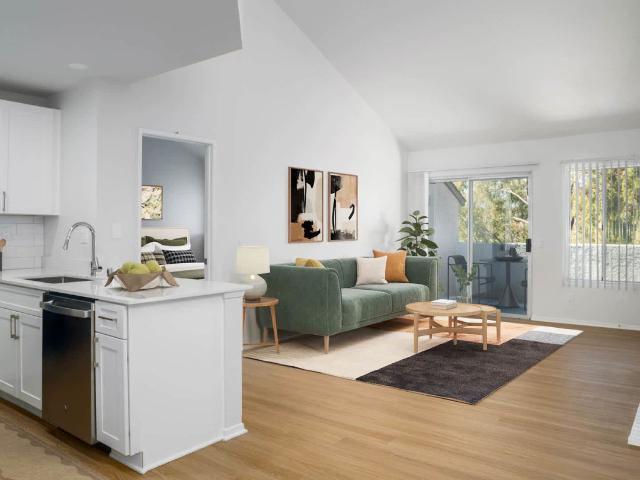2 BR, 2 BA Apartment 26033 Moulton Parkway Unit 267, Aliso Viejo, CA 92656