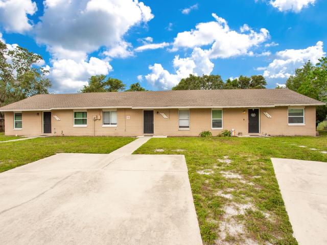2 BR, 2 BA Apartment 2612 Adela Ave Orlando, FL 32826