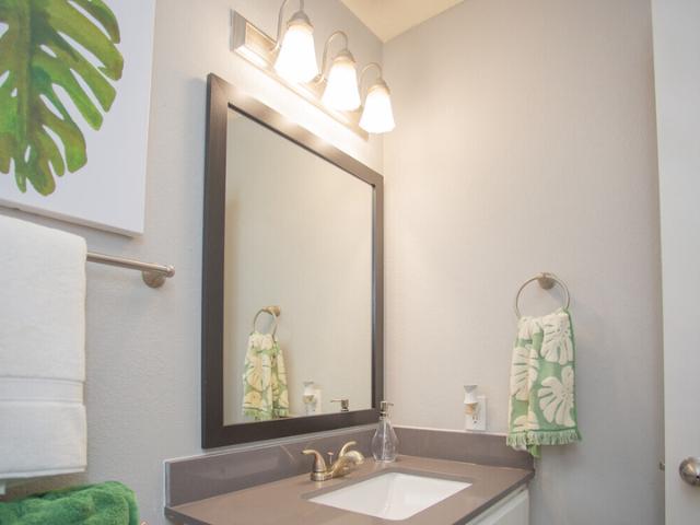2 BR, 2 BA Apartment 2623 Verandah Ln, Arlington, TX 76006