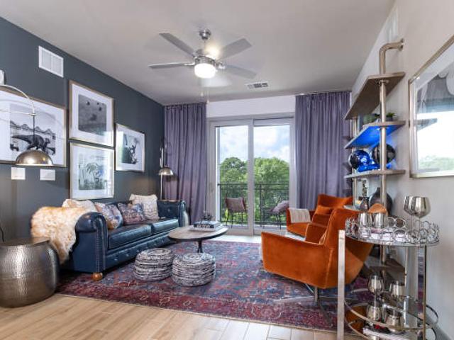 2 BR, 2 BA Apartment 2641 E College Ave, Decatur, GA 30030