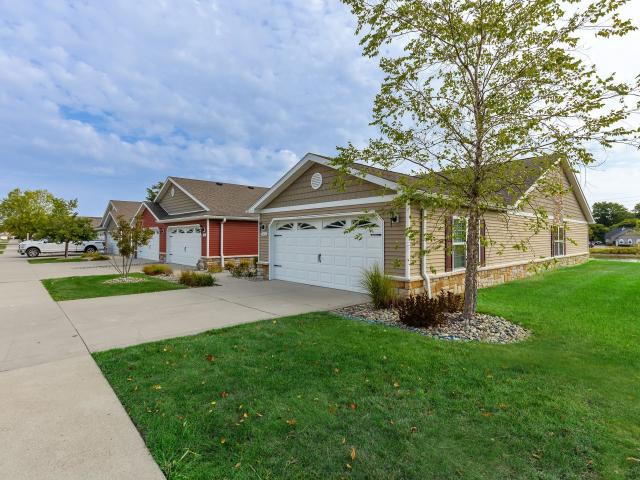 2 BR, 2 BA Apartment 2649 Grove Circle Unit 2500, Commerce Township, MI 48382