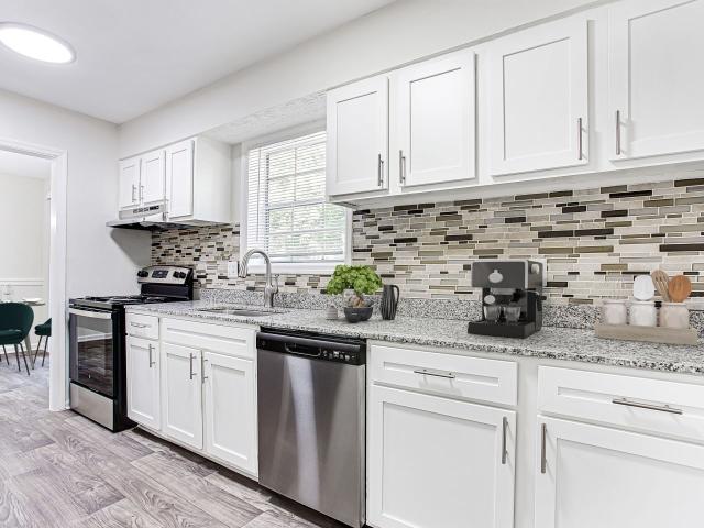 2 BR, 2 BA Apartment 2650 Bentley Rd SE Unit 19I, Marietta, GA 30067