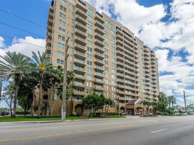 2 BR, 2 BA Apartment 2665 SW 37th Ave, Miami, FL 33133
