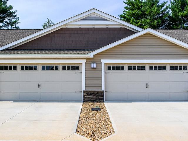 2 BR, 2 BA Apartment 266 Crossmanor Drive Unit 315DD, Greer, SC 29650