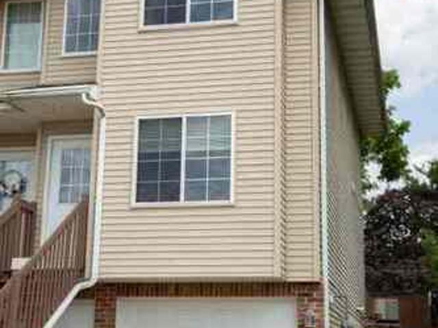 2 BR, 2 BA Apartment 2680 Beverly Ave, Unit 2680, Dubuque, IA 52001