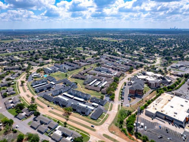 2 BR, 2 BA Apartment 2700 Indian Creek Blvd Unit 740 A, Oklahoma City, OK 73120