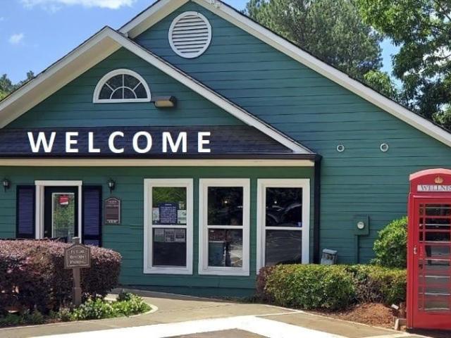 2 BR, 2 BA Apartment 2700 Summit Creek Drive Unit 19 1903, Stone Mountain, GA 30083