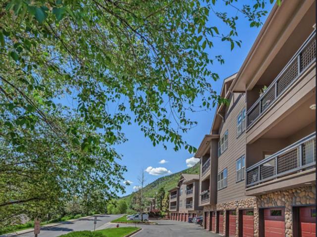 2 BR, 2 BA Apartment 2701 Midland Ave, Unit 614, Glenwood Springs, CO 81601