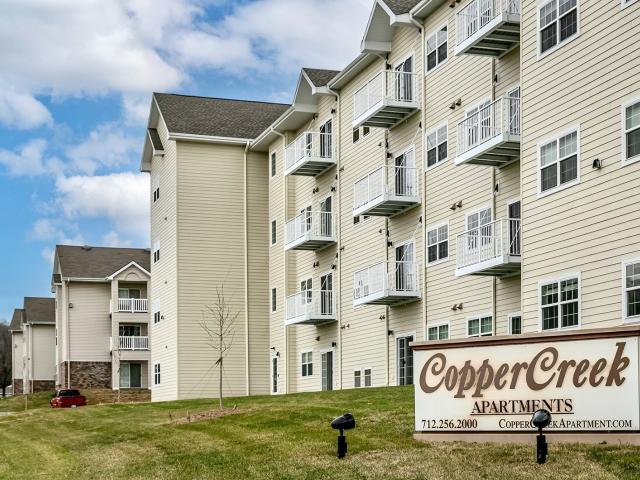 2 BR, 2 BA Apartment 2704 E Kanesville Blvd Unit 094, Council Bluffs, IA 51503