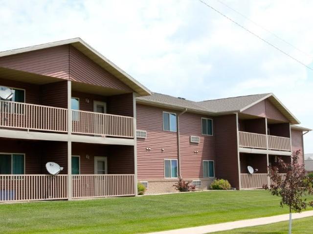 2 BR, 2 BA Apartment 2717 5th Street Northwest Unit 209A, Minot, ND 58703