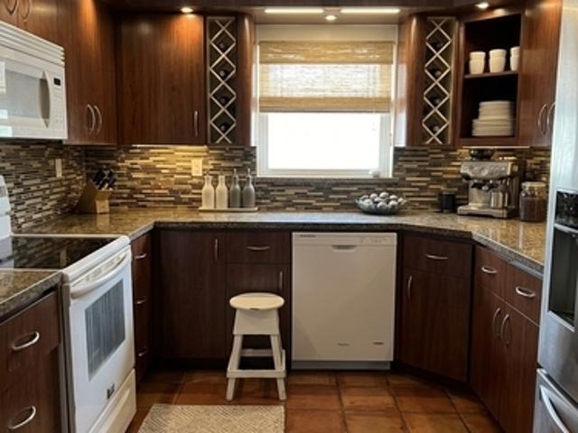 2 BR, 2 BA Apartment 2750 NE 183rd Street, Unit 311, Aventura, FL 33160