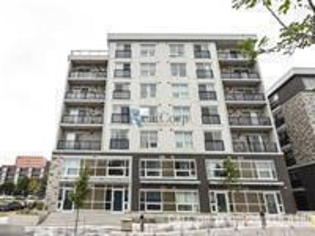 2 BR, 2 BA Apartment 275 Larch Street 1, Waterloo, ON N2L 0J5
