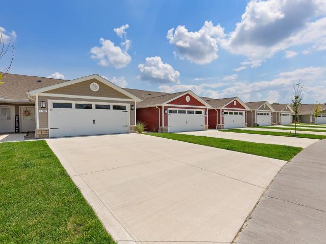 2 BR, 2 BA Apartment 2782 Redharvest Lane Unit 10580V, Cincinnati, OH 45251