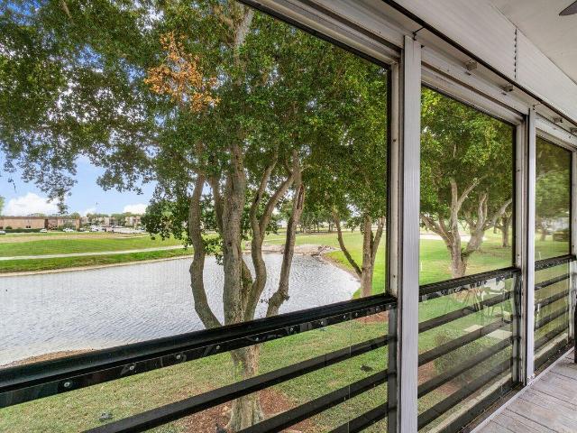 2 BR, 2 BA Apartment 283 Normandy Ln, Delray Beach, FL 33484