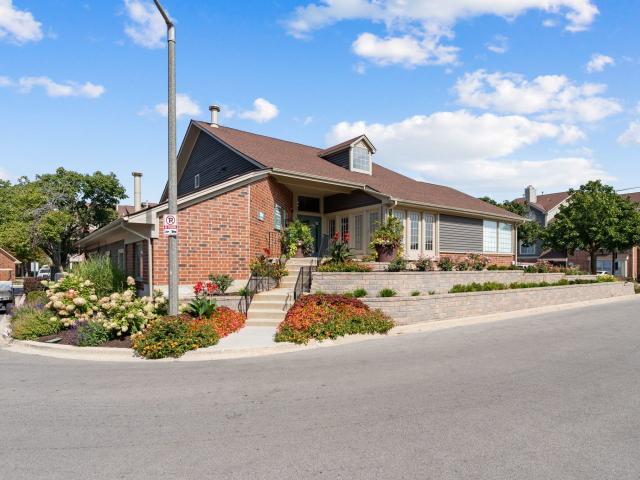 2 BR, 2 BA Apartment 2800 Windsor Drive Unit 2887 307, Lisle, IL 60532
