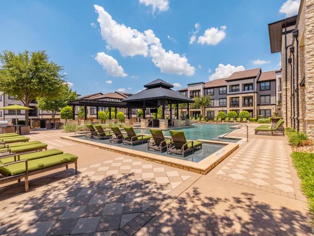 2 BR, 2 BA Apartment 2801 Brazos Blvd Unit 6305, Euless, TX 76039