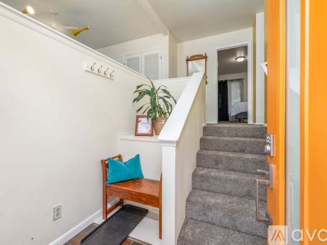 2 BR, 2 BA Apartment 2814 N Bogus Basin Rd, Unit Upstairs, Boise, ID 83702