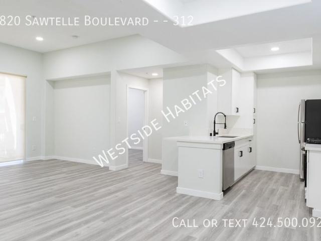 2 BR, 2 BA Apartment 2820 Sawtelle Boulevard, Los Angeles, CA 90064