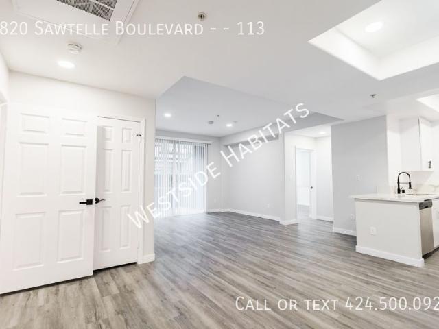 2 BR, 2 BA Apartment 2820 Sawtelle Boulevard, Los Angeles, CA 90064