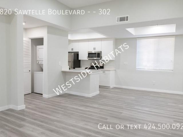 2 BR, 2 BA Apartment 2820 Sawtelle Boulevard, Los Angeles, CA 90064
