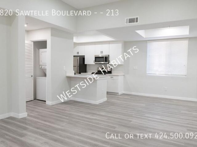 2 BR, 2 BA Apartment 2820 Sawtelle Boulevard, Los Angeles, CA 90064