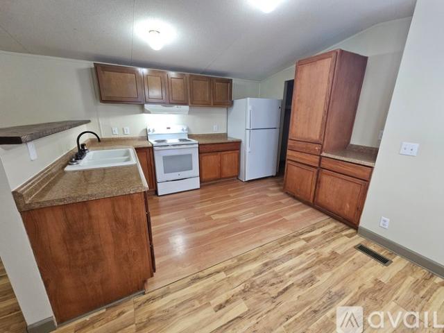 2 BR, 2 BA Apartment 2840 U S Hwy 190 E Unit A, Livingston, TX 77351